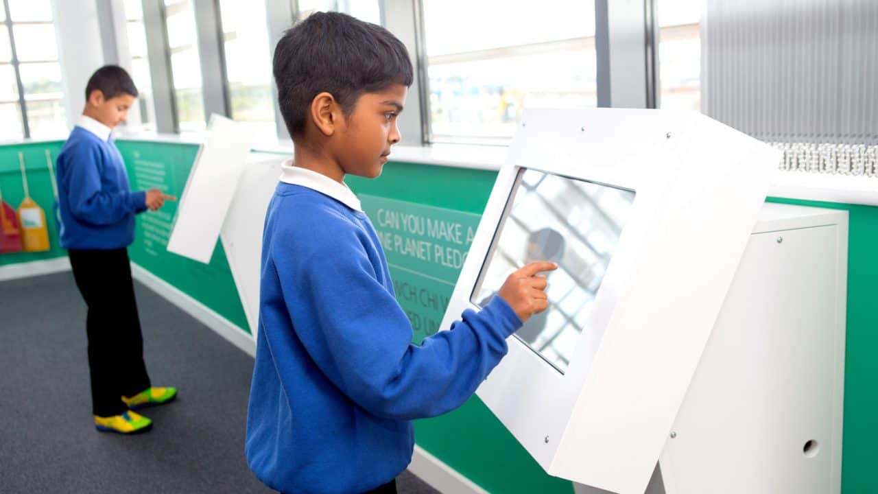 Educational Touchscreen Games - blackbox-av