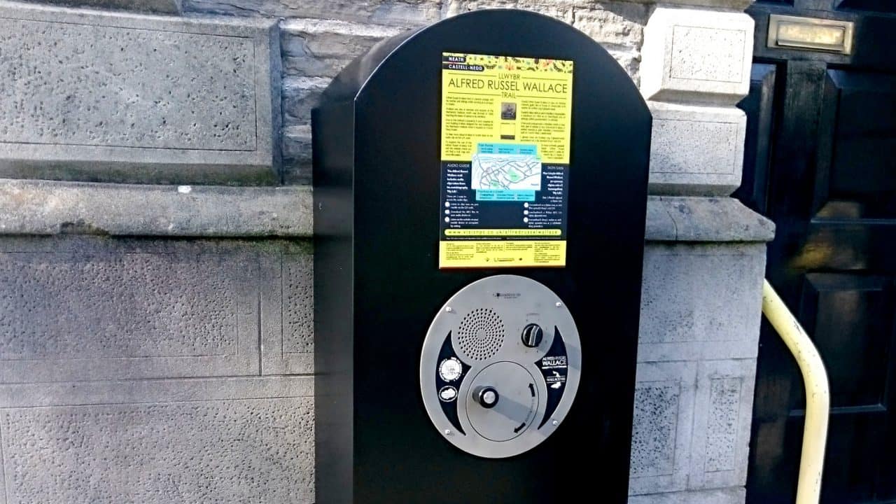 UTR Oversized Through Panel – Alfred Russel Wallace Trail - blackbox-av