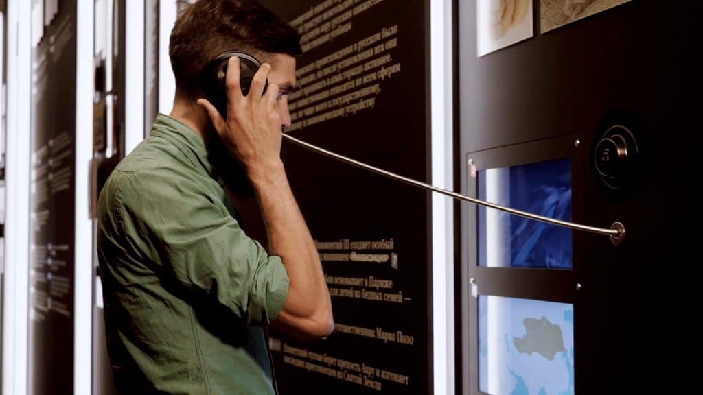 Single Cup Headphones – The Word Slavic Writing Museum Centre - blackbox-av