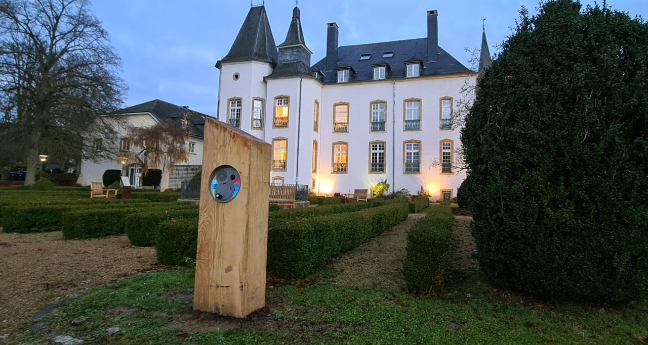 U-Turn Round – Munsbach Castle - blackbox-av