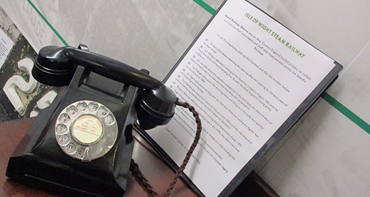 Period Telephone – Isle of Wight Steam Railway - blackbox-av