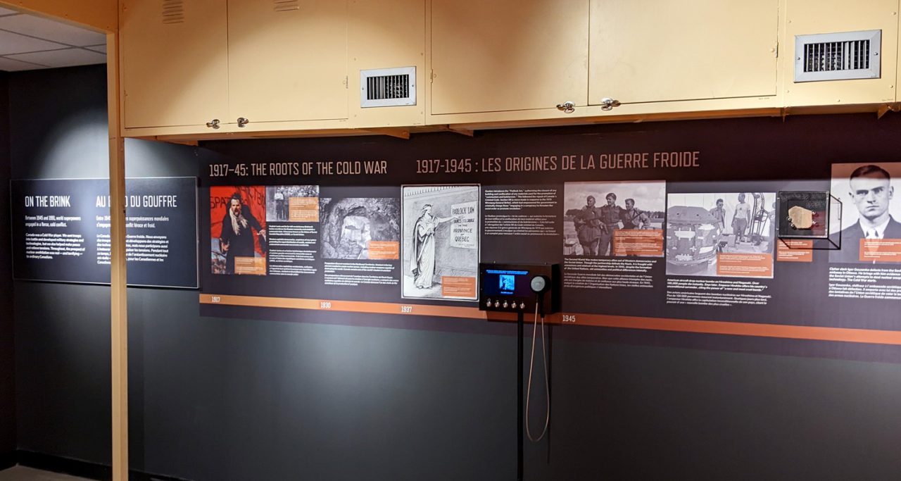 Bespoke Video Screen – Diefenbunker - blackbox-av