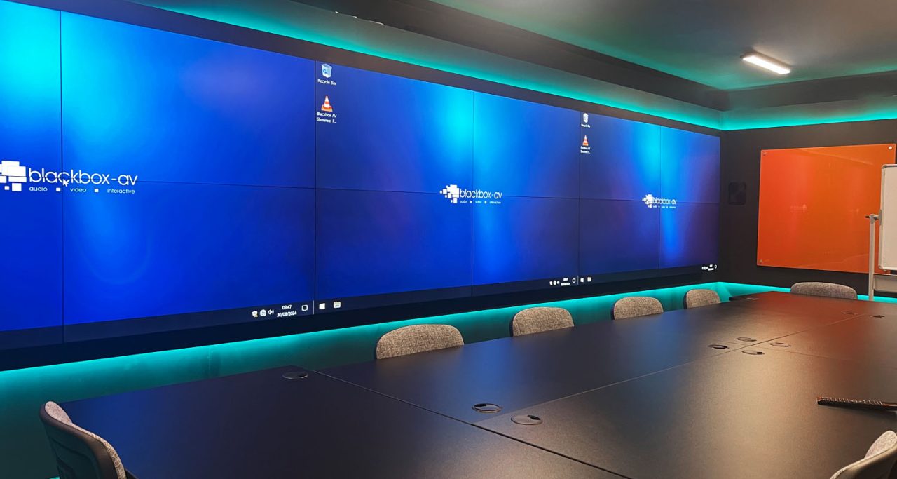 Video Wall – Customer Experience Room - blackbox-av